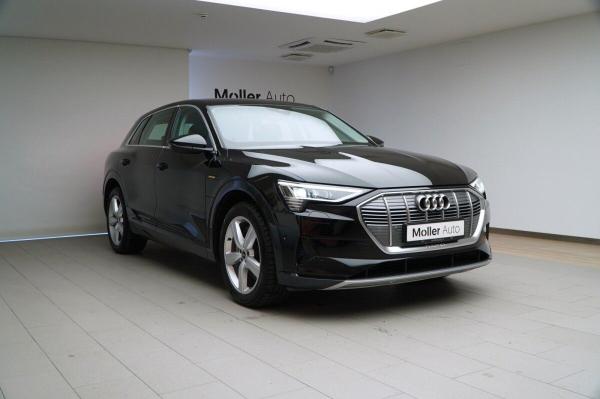 Black Audi E-Tron 2022 in Peetri, with an engine capacity of 0.00 L and mileage of 41 thousand km for 33450 €, photo 3 on AUTOMOTO.COM.LV