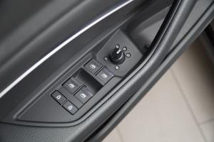 Black Audi E-Tron 2022 in Peetri, with an engine capacity of 0.00 L and mileage of 41 thousand km for 33450 €, photo 24 on AUTOMOTO.COM.LV