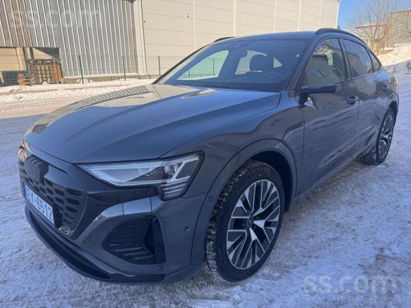 Melns Audi E-Tron 2023 Rīga, ar dzinēja tilpumu 0.00 L un nobraukumu 22 tūkst. km par 55500 €, foto 1 vietnē AUTOMOTO.COM.LV