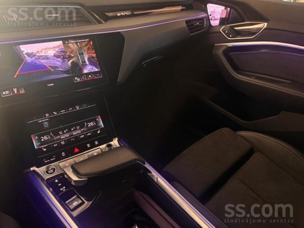 Melns Audi E-Tron 2023 Rīga, ar dzinēja tilpumu 0.00 L un nobraukumu 22 tūkst. km par 55500 €, foto 9 vietnē AUTOMOTO.COM.LV