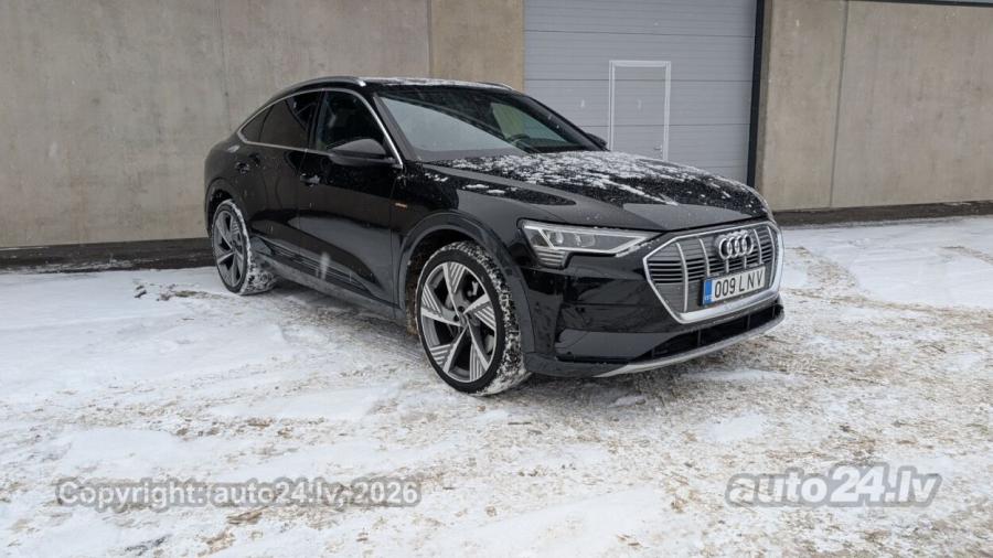 Black Audi E-Tron 2023 in Tallinn, with an engine capacity of 0.00 L and mileage of 43 thousand km for 44640 €, photo 1 on AUTOMOTO.COM.LV