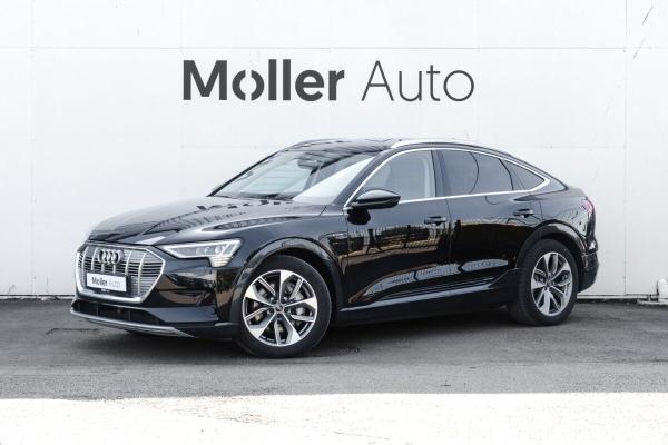 Black Audi E-Tron 2023 in Riga, with an engine capacity of 0.00 L and mileage of 55 thousand km for 39500 €, photo 1 on AUTOMOTO.COM.LV