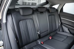 Black Audi E-Tron 2023 in Riga, with an engine capacity of 0.00 L and mileage of 55 thousand km for 39500 €, photo 9 on AUTOMOTO.COM.LV