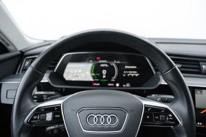 Black Audi E-Tron 2023 in Riga, with an engine capacity of 0.00 L and mileage of 55 thousand km for 39500 €, photo 20 on AUTOMOTO.COM.LV