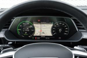 Черный Ауди E-Tron 2022 в Марупе, объемом двигателя 0.10 л и пробегом 133 тыс. км за 27800 €, фото 16 на AUTOMOTO.COM.LV