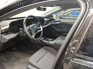 Melns Audi E-Tron 2025 Rīga, ar dzinēja tilpumu 0.00 L un nobraukumu 15 tūkst. km par 53500 €, foto 4 vietnē AUTOMOTO.COM.LV