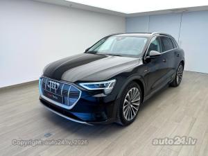 Melns Audi E-Tron 2020 Tartu, ar dzinēja tilpumu 0.00 L un nobraukumu 116 tūkst. km par 31900 €, foto  vietnē AUTOMOTO.COM.LV