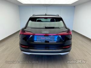 Melns Audi E-Tron 2020 Tartu, ar dzinēja tilpumu 0.00 L un nobraukumu 116 tūkst. km par 31900 €, foto 7 vietnē AUTOMOTO.COM.LV