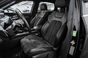 Black Audi E-Tron 2020 in Tallinn, with an engine capacity of 0.00 L and mileage of 117 thousand km for 26500 €, photo 16 on AUTOMOTO.COM.LV