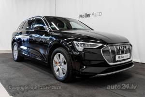 Black Audi E-Tron 2020 in Tallinn, with an engine capacity of 0.00 L and mileage of 117 thousand km for 26500 €, photo 7 on AUTOMOTO.COM.LV