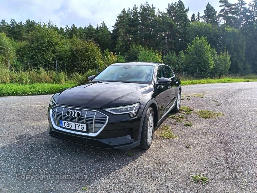 Melns Audi E-Tron 2021 Tallina, ar dzinēja tilpumu 0.00 L un nobraukumu 216 tūkst. km par 24800 €, foto 15 vietnē AUTOMOTO.COM.LV