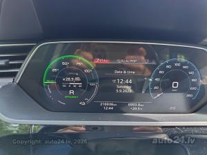 Melns Audi E-Tron 2021 Tallina, ar dzinēja tilpumu 0.00 L un nobraukumu 216 tūkst. km par 24800 €, foto 20 vietnē AUTOMOTO.COM.LV