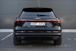 Black Audi E-Tron 2021 in Tallinn, with an engine capacity of 0.00 L and mileage of 95 thousand km for 26990 €, photo 11 on AUTOMOTO.COM.LV