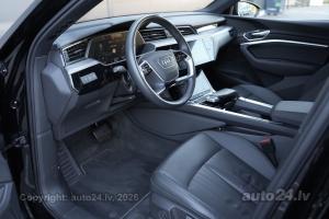 Black Audi E-Tron 2021 in Tallinn, with an engine capacity of 0.00 L and mileage of 95 thousand km for 26990 €, photo 13 on AUTOMOTO.COM.LV