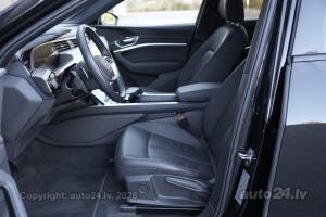 Black Audi E-Tron 2021 in Tallinn, with an engine capacity of 0.00 L and mileage of 95 thousand km for 26990 €, photo 15 on AUTOMOTO.COM.LV