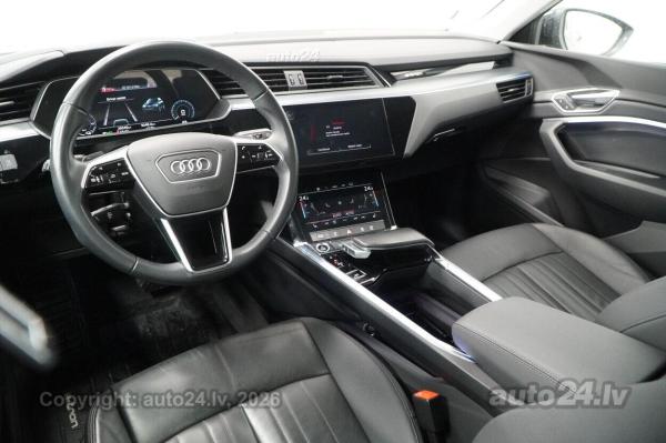 Black Audi E-Tron 2022 in Tallinn, with an engine capacity of 0.00 L and mileage of 29 thousand km for 34900 €, photo 2 on AUTOMOTO.COM.LV