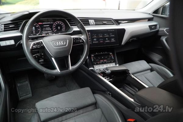 Melns Audi E-Tron 2022 Tallina, ar dzinēja tilpumu 0.00 L un nobraukumu 33 tūkst. km par 33350 €, foto 11 vietnē AUTOMOTO.COM.LV