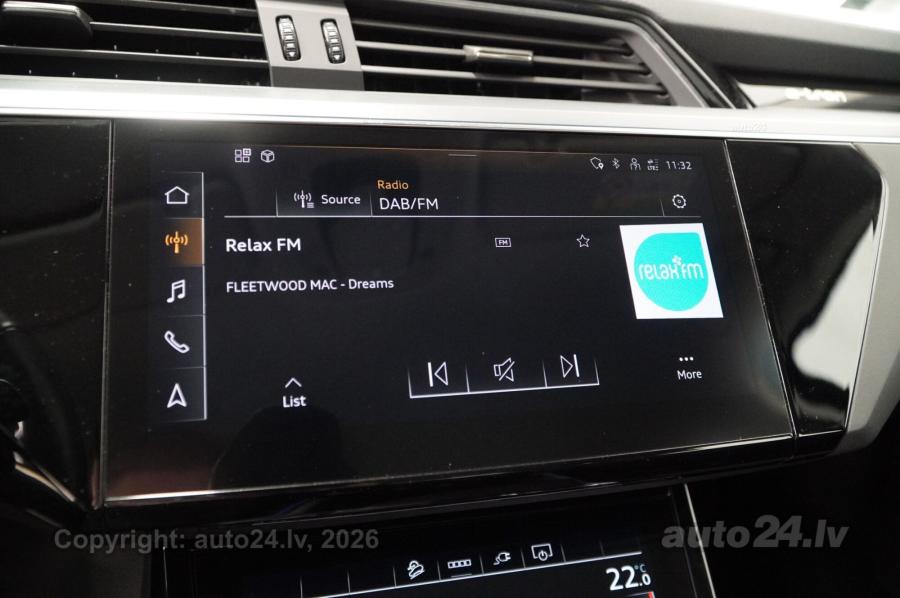 Черный Ауди E-Tron 2022 в Таллин, объемом двигателя 0.00 л и пробегом 35 тыс. км за 33900 €, фото 13 на AUTOMOTO.COM.LV