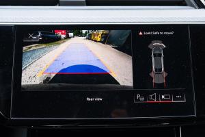 Melns Audi E-Tron 2022 Jelgava, ar dzinēja tilpumu 0.00 L un nobraukumu 41 tūkst. km par 42200 €, foto 12 vietnē AUTOMOTO.COM.LV
