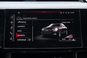 Melns Audi E-Tron 2022 Jelgava, ar dzinēja tilpumu 0.00 L un nobraukumu 41 tūkst. km par 42200 €, foto 15 vietnē AUTOMOTO.COM.LV