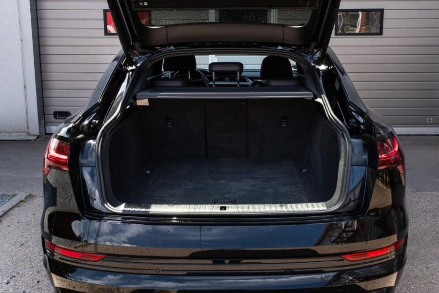 Melns Audi E-Tron 2022 Jelgava, ar dzinēja tilpumu 0.00 L un nobraukumu 41 tūkst. km par 42200 €, foto 18 vietnē AUTOMOTO.COM.LV