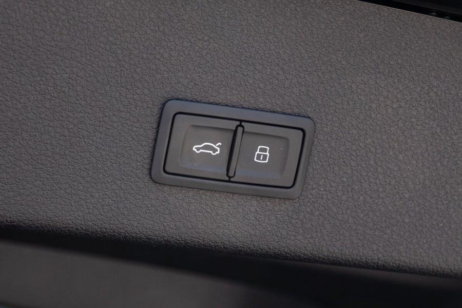 Melns Audi E-Tron 2022 Jelgava, ar dzinēja tilpumu 0.00 L un nobraukumu 41 tūkst. km par 42200 €, foto 19 vietnē AUTOMOTO.COM.LV