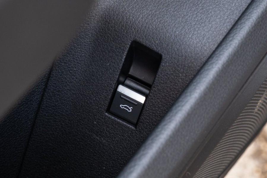 Melns Audi E-Tron 2022 Jelgava, ar dzinēja tilpumu 0.00 L un nobraukumu 41 tūkst. km par 42200 €, foto 20 vietnē AUTOMOTO.COM.LV
