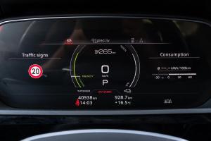 Melns Audi E-Tron 2022 Jelgava, ar dzinēja tilpumu 0.00 L un nobraukumu 41 tūkst. km par 42200 €, foto 25 vietnē AUTOMOTO.COM.LV