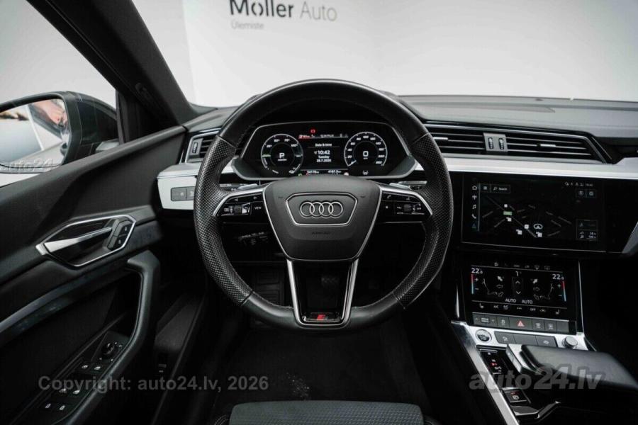 Melns Audi E-Tron 2022 Tallina, ar dzinēja tilpumu 0.00 L un nobraukumu 54 tūkst. km par 39350 €, foto 12 vietnē AUTOMOTO.COM.LV
