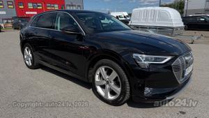 Melns Audi E-Tron 2022 Tallina, ar dzinēja tilpumu 0.00 L un nobraukumu 55 tūkst. km par 34000 €, foto 5 vietnē AUTOMOTO.COM.LV