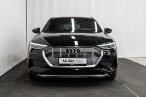 Black Audi E-Tron 2023 in Tallinn, with an engine capacity of 0.00 L and mileage of 62 thousand km for 36900 €, photo 3 on AUTOMOTO.COM.LV