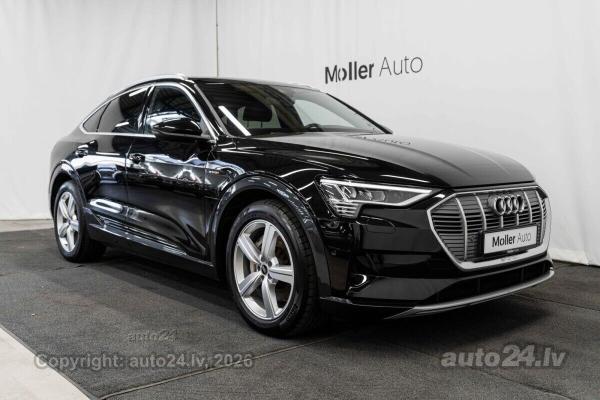 Черный Ауди E-Tron 2023 в Таллин, объемом двигателя 0.00 л и пробегом 62 тыс. км за 36900 €, фото 7 на AUTOMOTO.COM.LV