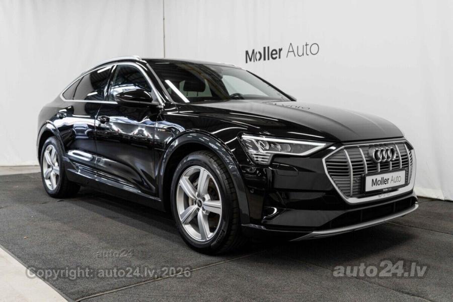 Melns Audi E-Tron 2023 Tallina, ar dzinēja tilpumu 0.00 L un nobraukumu 62 tūkst. km par 36900 €, foto 7 vietnē AUTOMOTO.COM.LV