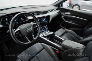 Melns Audi E-Tron 2023 Tallina, ar dzinēja tilpumu 0.00 L un nobraukumu 62 tūkst. km par 36900 €, foto 9 vietnē AUTOMOTO.COM.LV