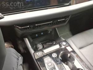 Black Audi E-Tron 2025 in Riga, with an engine capacity of 0.00 L and mileage of 8 thousand km for 52900 €, photo 7 on AUTOMOTO.COM.LV