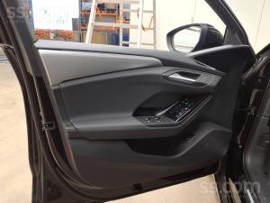 Black Audi E-Tron 2025 in Riga, with an engine capacity of 0.00 L and mileage of 8 thousand km for 52900 €, photo 8 on AUTOMOTO.COM.LV