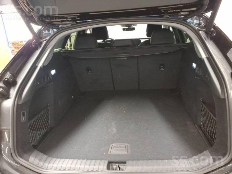 Black Audi E-Tron 2025 in Riga, with an engine capacity of 0.00 L and mileage of 8 thousand km for 52900 €, photo 12 on AUTOMOTO.COM.LV