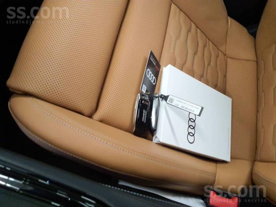 Blue Audi E-Tron 2025 in Riga, with an engine capacity of 1.40 L and mileage of 27 thousand km for 99990 €, photo 8 on AUTOMOTO.COM.LV