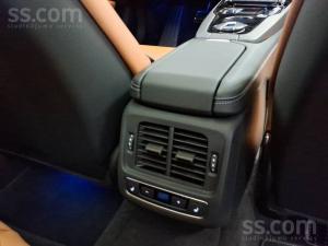 Blue Audi E-Tron 2025 in Riga, with an engine capacity of 1.40 L and mileage of 27 thousand km for 99990 €, photo 13 on AUTOMOTO.COM.LV