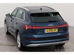 Blue Audi E-Tron 2019 in Riga, with an engine capacity of 0.00 L and mileage of 99 thousand km for 24950 €, photo 2 on AUTOMOTO.COM.LV