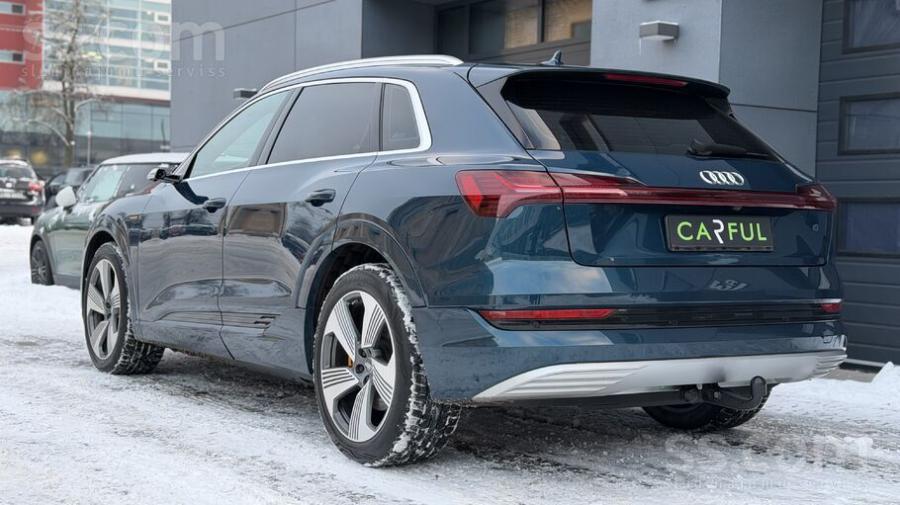 Zils Audi E-Tron 2019 Rīga, ar dzinēja tilpumu 0.00 L un nobraukumu 91 tūkst. km par 28900 €, foto 8 vietnē AUTOMOTO.COM.LV