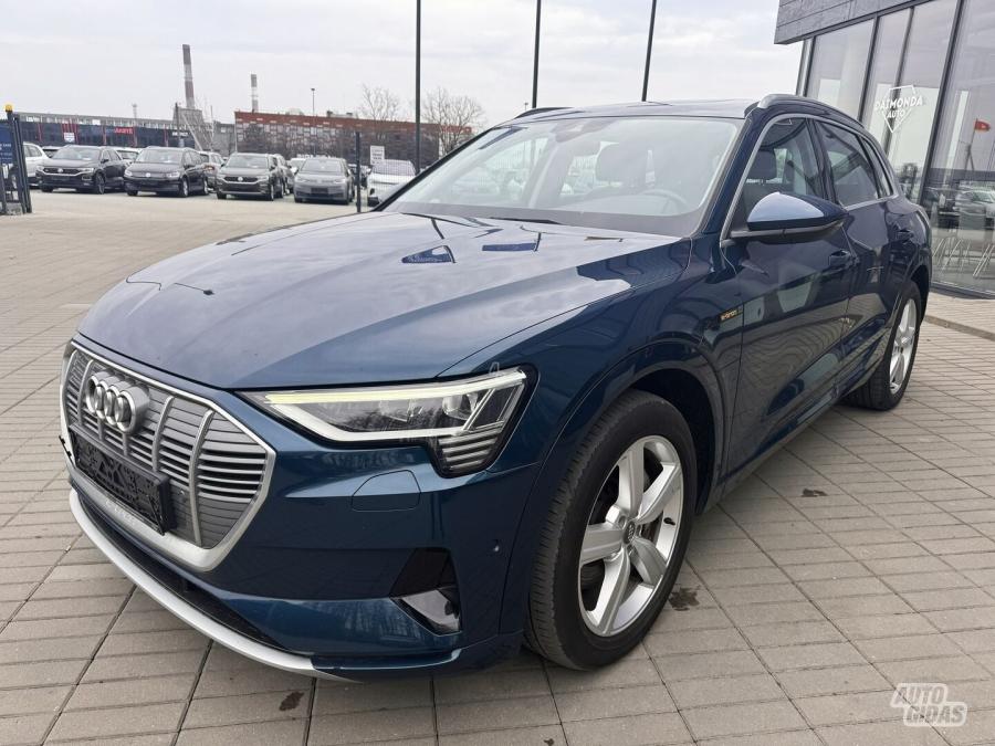 Zils Audi E-Tron 2019 Kauņa, ar dzinēja tilpumu 0.00 L un nobraukumu 157 tūkst. km par 18400 €, foto 1 vietnē AUTOMOTO.COM.LV