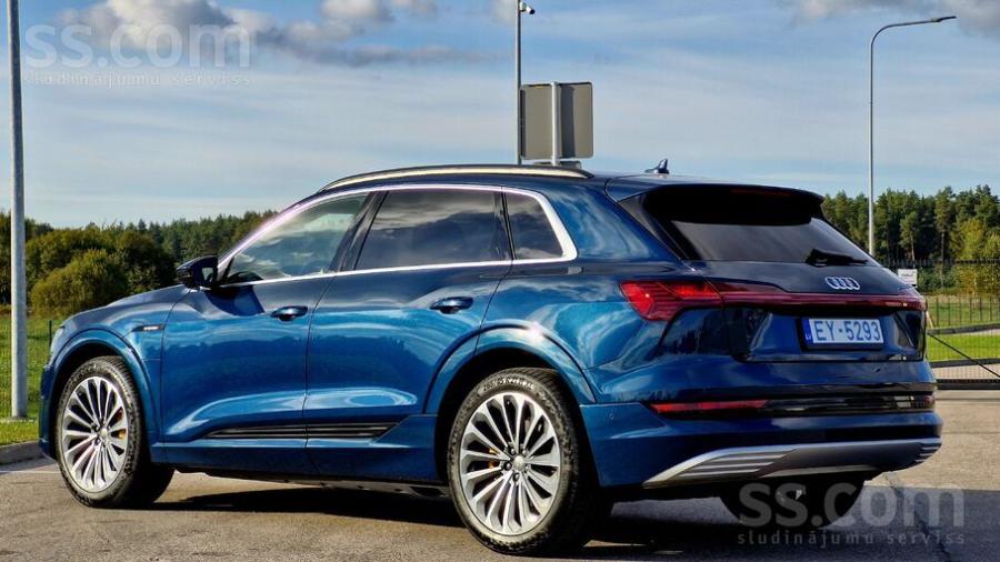 Zils Audi E-Tron 2019 Rīga, ar dzinēja tilpumu 0.00 L un nobraukumu 150 tūkst. km par 24500 €, foto 7 vietnē AUTOMOTO.COM.LV