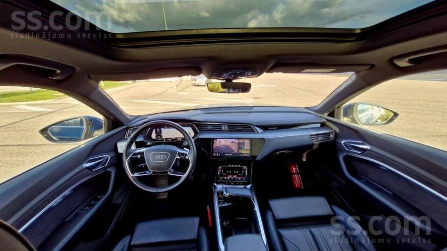 Zils Audi E-Tron 2019 Rīga, ar dzinēja tilpumu 0.00 L un nobraukumu 150 tūkst. km par 24500 €, foto 18 vietnē AUTOMOTO.COM.LV