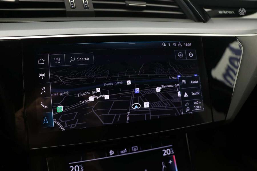 Blue Audi E-Tron 2019 in Vilnius, with an engine capacity of 0.00 L and mileage of 71 thousand km for 24790 €, photo 27 on AUTOMOTO.COM.LV