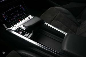 Blue Audi E-Tron 2019 in Vilnius, with an engine capacity of 0.00 L and mileage of 71 thousand km for 24790 €, photo 30 on AUTOMOTO.COM.LV