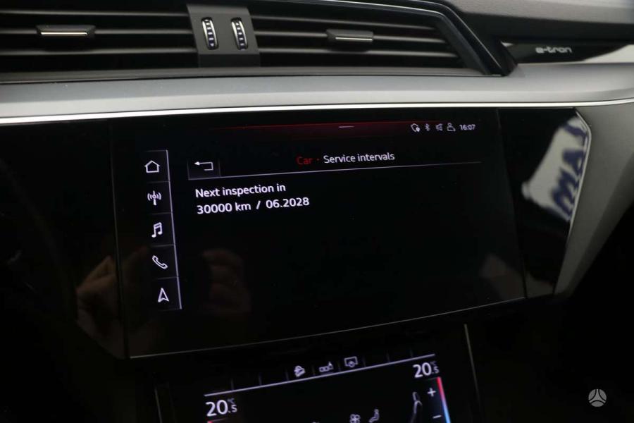 Синий Ауди E-Tron 2019 в Вильнюс, объемом двигателя 0.00 л и пробегом 71 тыс. км за 23790 €, фото 26 на AUTOMOTO.COM.LV