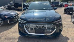 Zils Audi E-Tron 2019 Ukmergė, ar dzinēja tilpumu 0.00 L un nobraukumu 92 tūkst. km par 19999 €, foto 3 vietnē AUTOMOTO.COM.LV