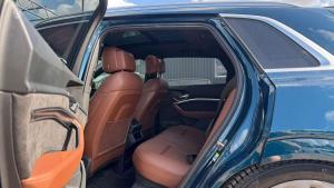Zils Audi E-Tron 2019 Ukmergė, ar dzinēja tilpumu 0.00 L un nobraukumu 92 tūkst. km par 19999 €, foto 14 vietnē AUTOMOTO.COM.LV