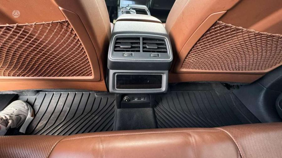 Zils Audi E-Tron 2019 Ukmergė, ar dzinēja tilpumu 0.00 L un nobraukumu 92 tūkst. km par 19999 €, foto 19 vietnē AUTOMOTO.COM.LV